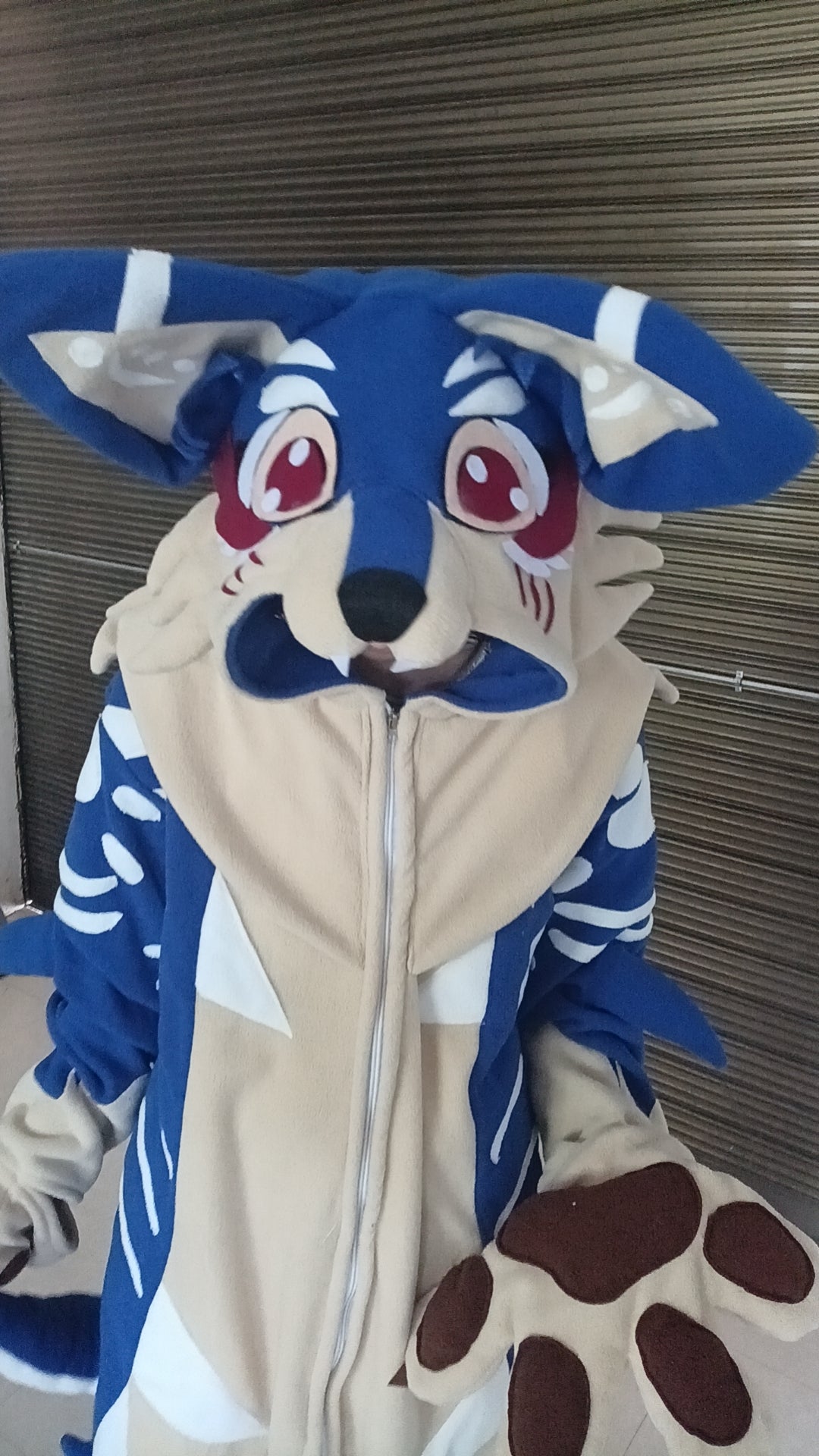 Unique Furry – ANACOSPLAYONE